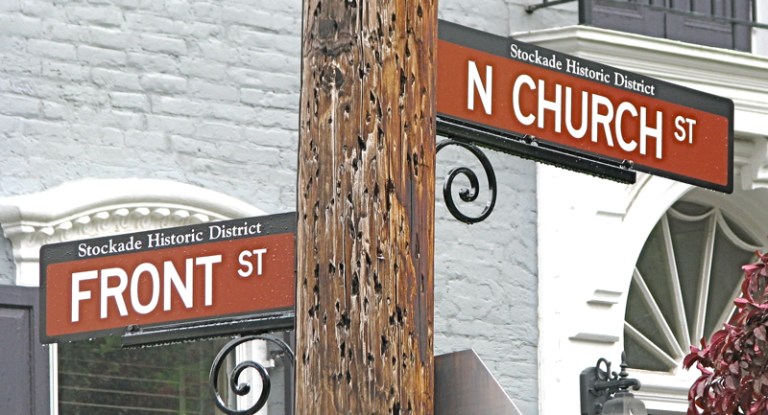 historic district street signs arrive along Front St. (updated) | suns ...